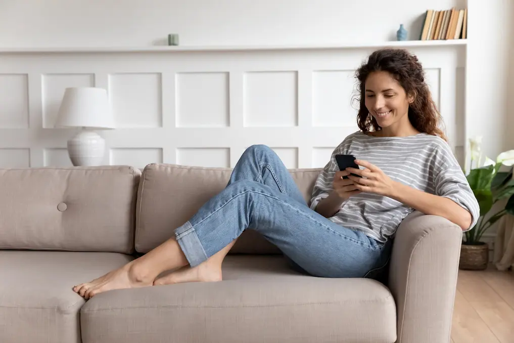 Making it easy for Scottish citizens to apply for an NEC card online · Yoti
